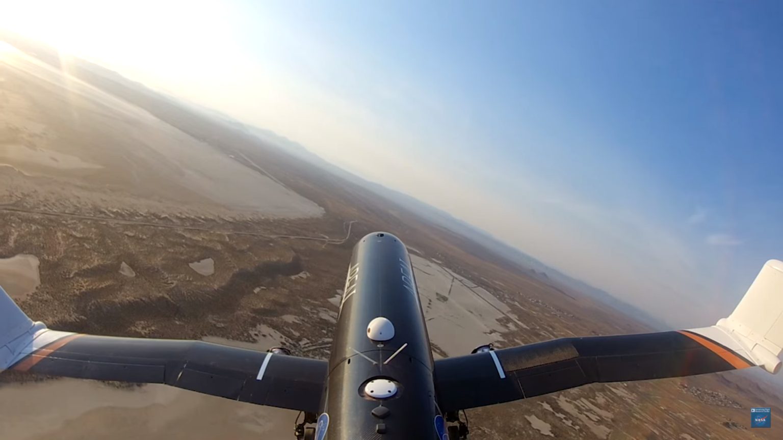 NASA chce ohýbať krídla lietadiel pomocou revolučnej zliatiny. Prvé ...