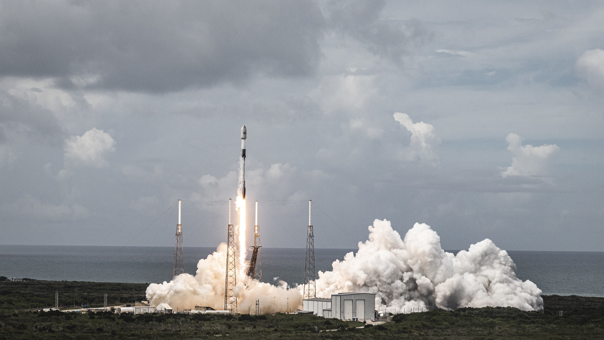 SpaceX a NASA opäť odsunuli štart rakety Crew Dragon. Dôvodom už bolo ...